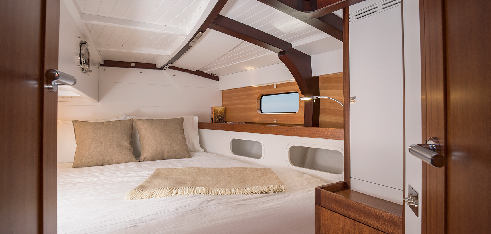 Anima II | The Art of Anima II | Yacht Charter