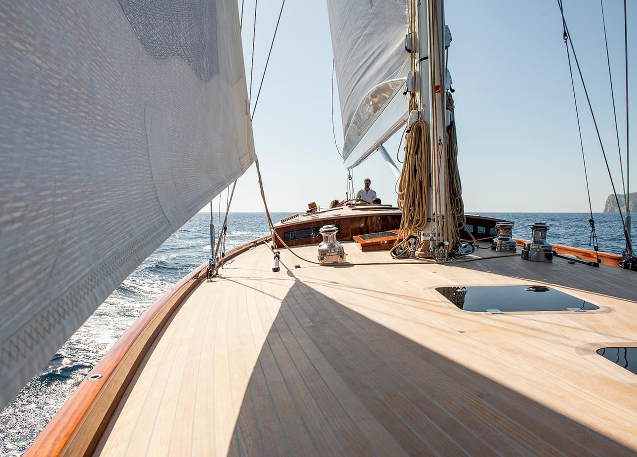 Anima II | The ultimate modern classic charter yacht for 6 guests